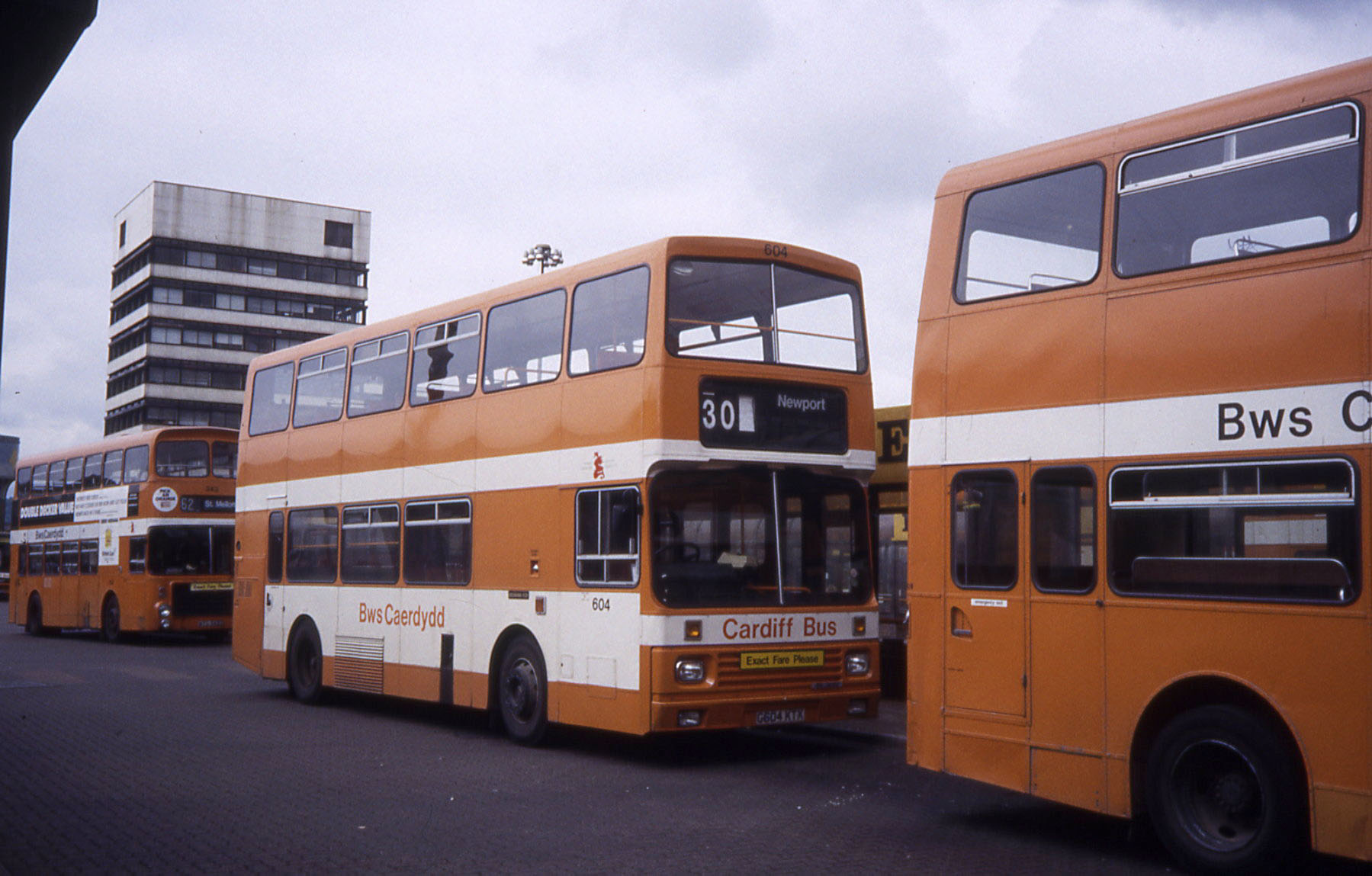 Cardiff Bus SHOWBUS WALES BUS IMAGE GALLERY