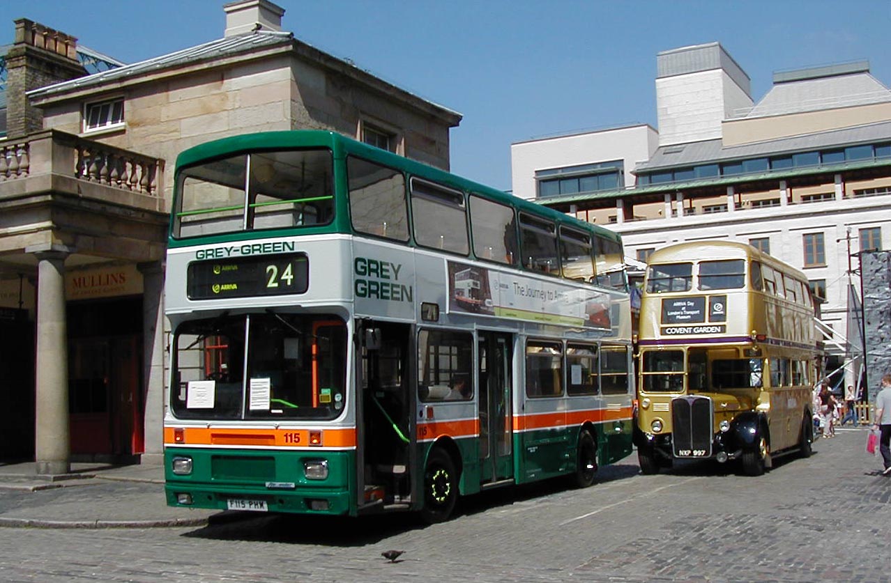 Grey Green SHOWBUS BUS IMAGE GALLERY London