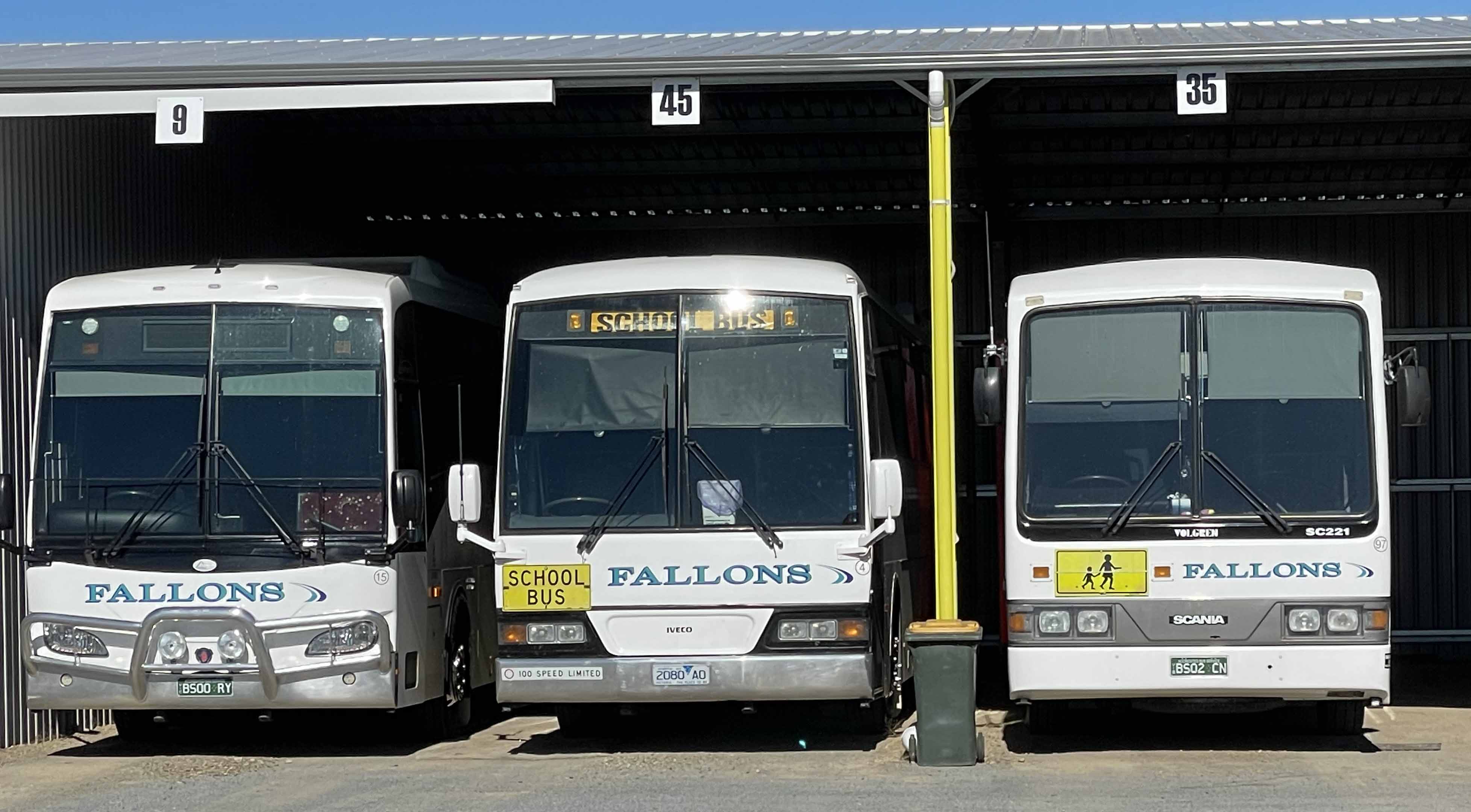 Cullens Bus Lines | australia.SHOWBUS.com BUS IMAGE GALLERY | Victoria