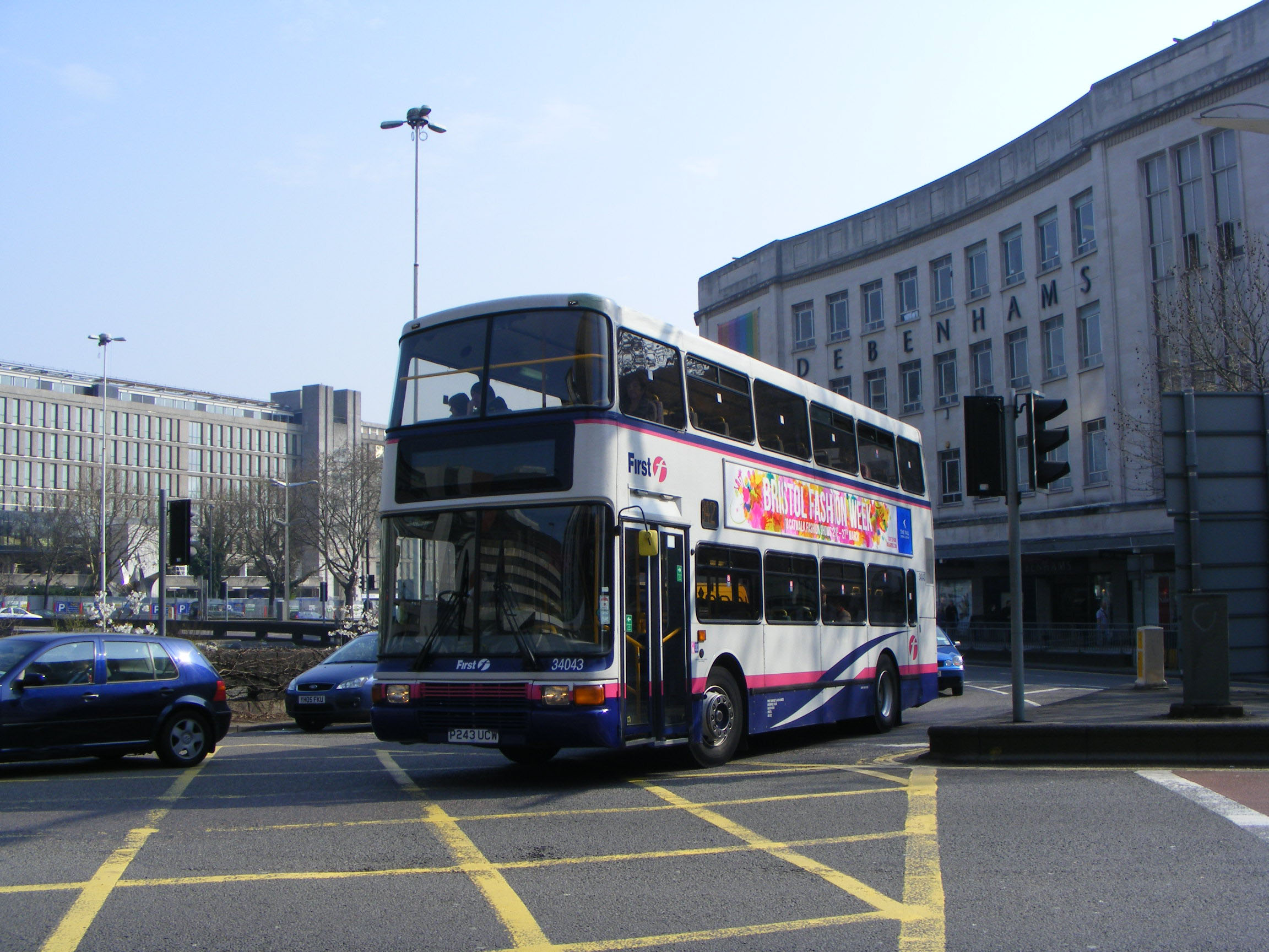 First Bristol | SHOWBUS BUS IMAGE GALLERY | West of England