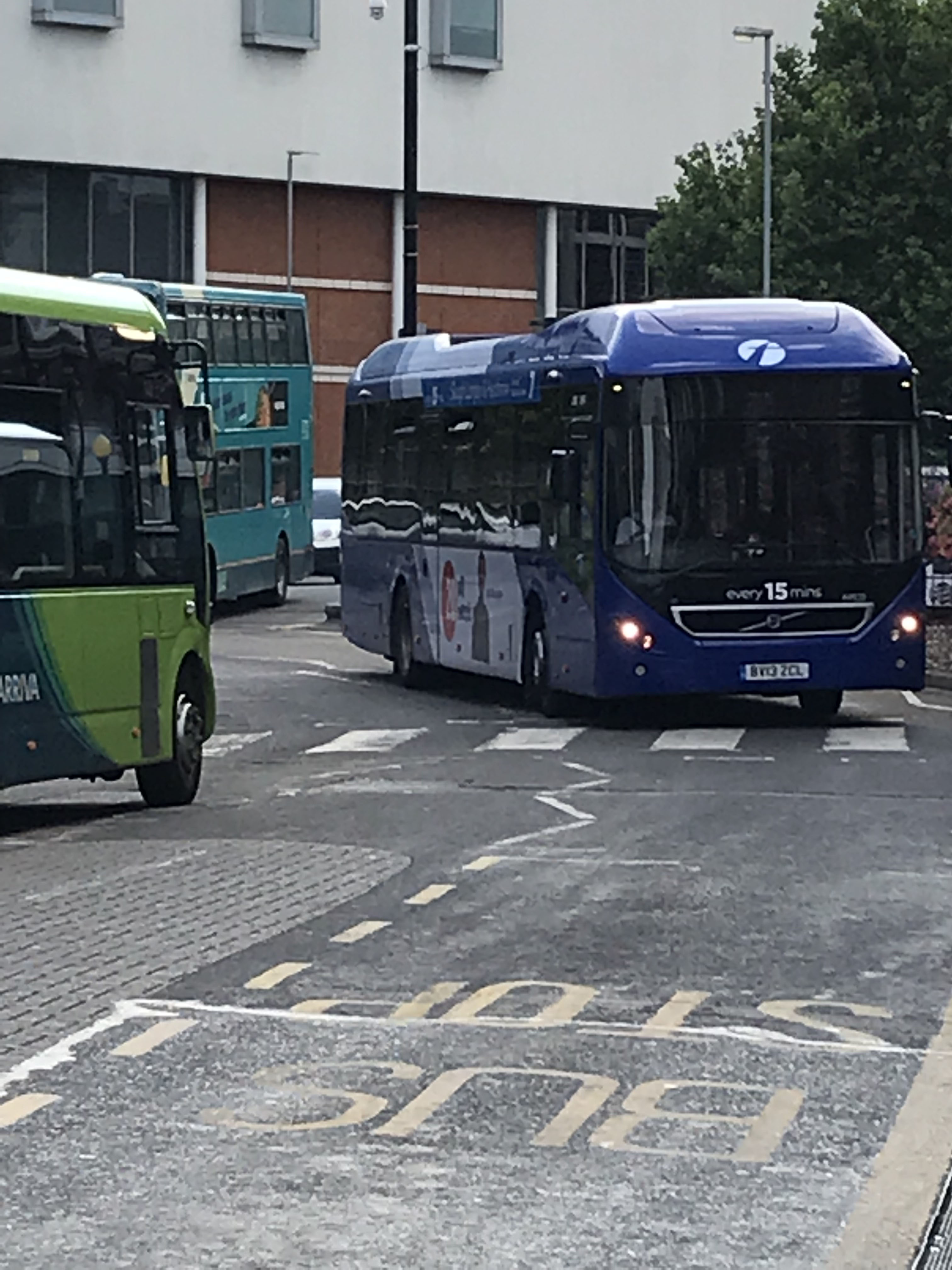 Beeline & First Berkshire | SHOWBUS BUS IMAGE GALLERY | London & Home ...