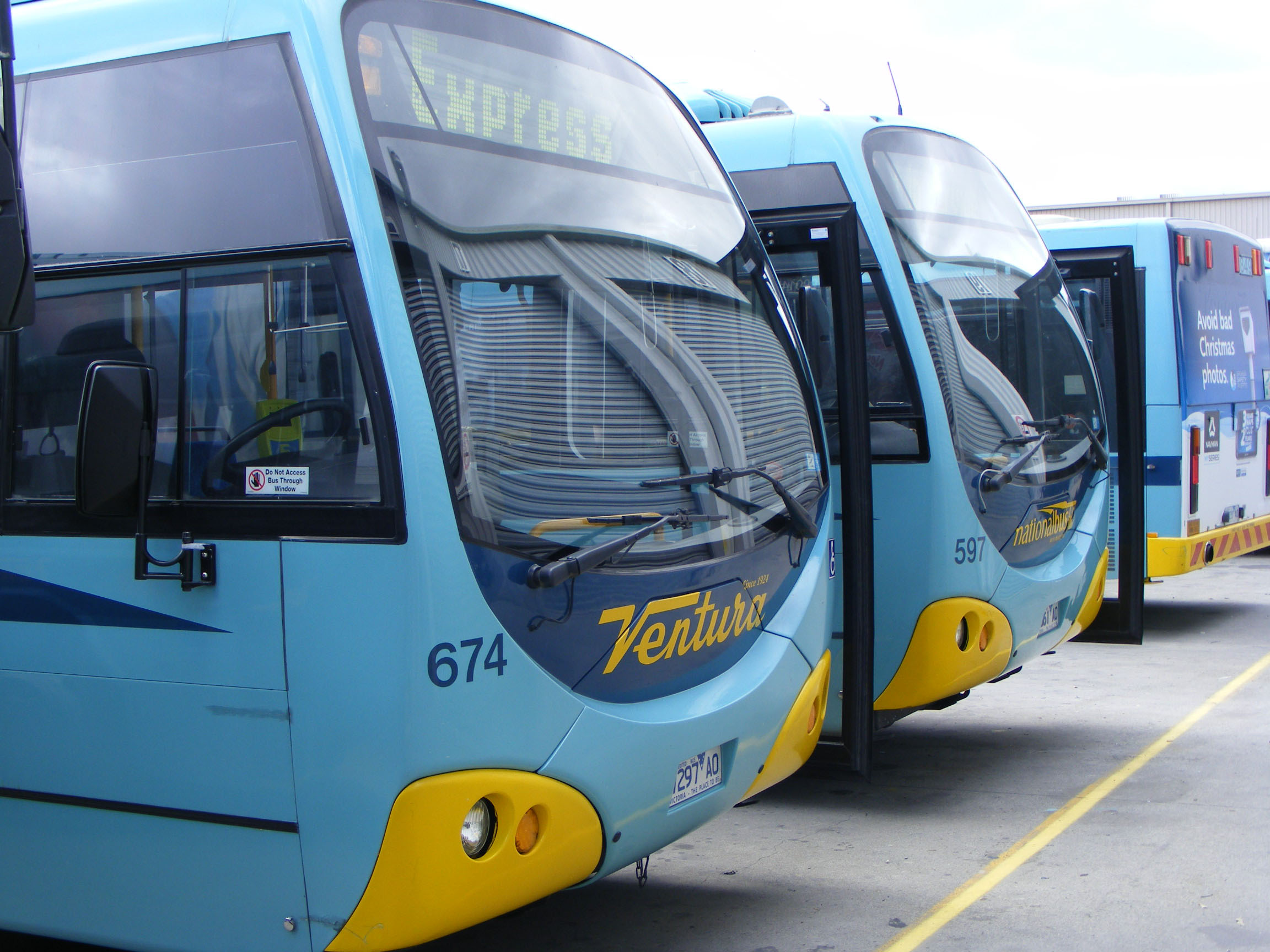australia.SHOWBUS.com BUS IMAGE GALLERY - Ventura Coaches